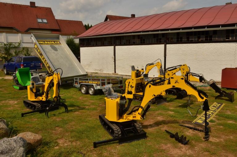 MINI-BAGR.CZ Mini bagr, mini dumper, mini nakladač.